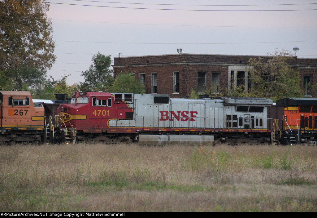 BNSF 4701